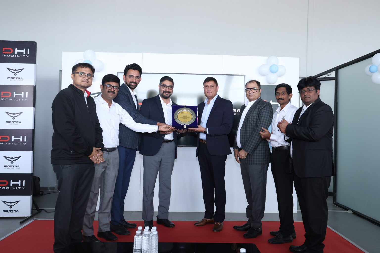 Montra Electric Enters Gujarat with Its First e-SCV Dealership in ...
